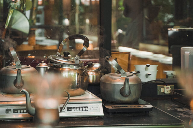 Factory ＆ Labo 神乃珈琲（東京・学芸大学前） | ORIFFEE / オリフィー