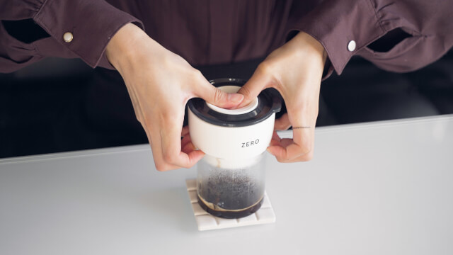 アウトドアに新しい選択肢を。ミニマルなコーヒー器具『Trinity Zero /トリニティ ゼロ』が、すごくいい。 | ORIFFEE / オリフィー