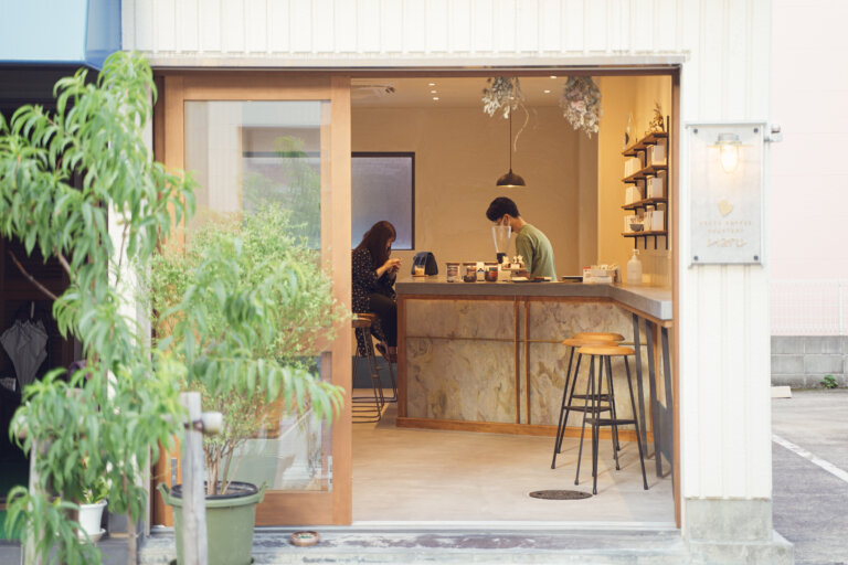 BERTH COFFEE ROASTERY Haru（東京・押上） | ORIFFEE / オリフィー